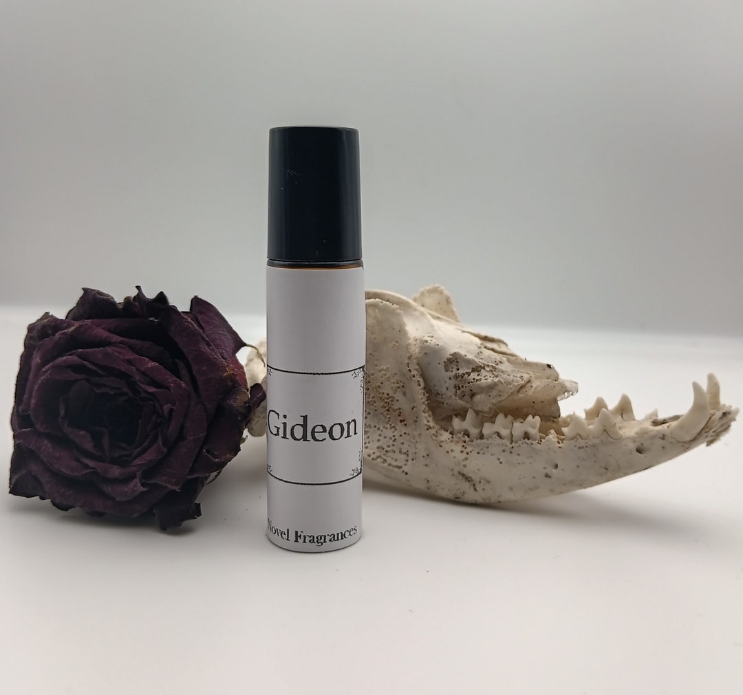 Gideon Nav the Locked Tomb Inspired Personal Fragrance Oil - Etsy