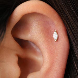 18G Tiny Diamond Marquise Internally Threaded Labret Cartilage Stud Tragus Stud Helix Stud Conch ...