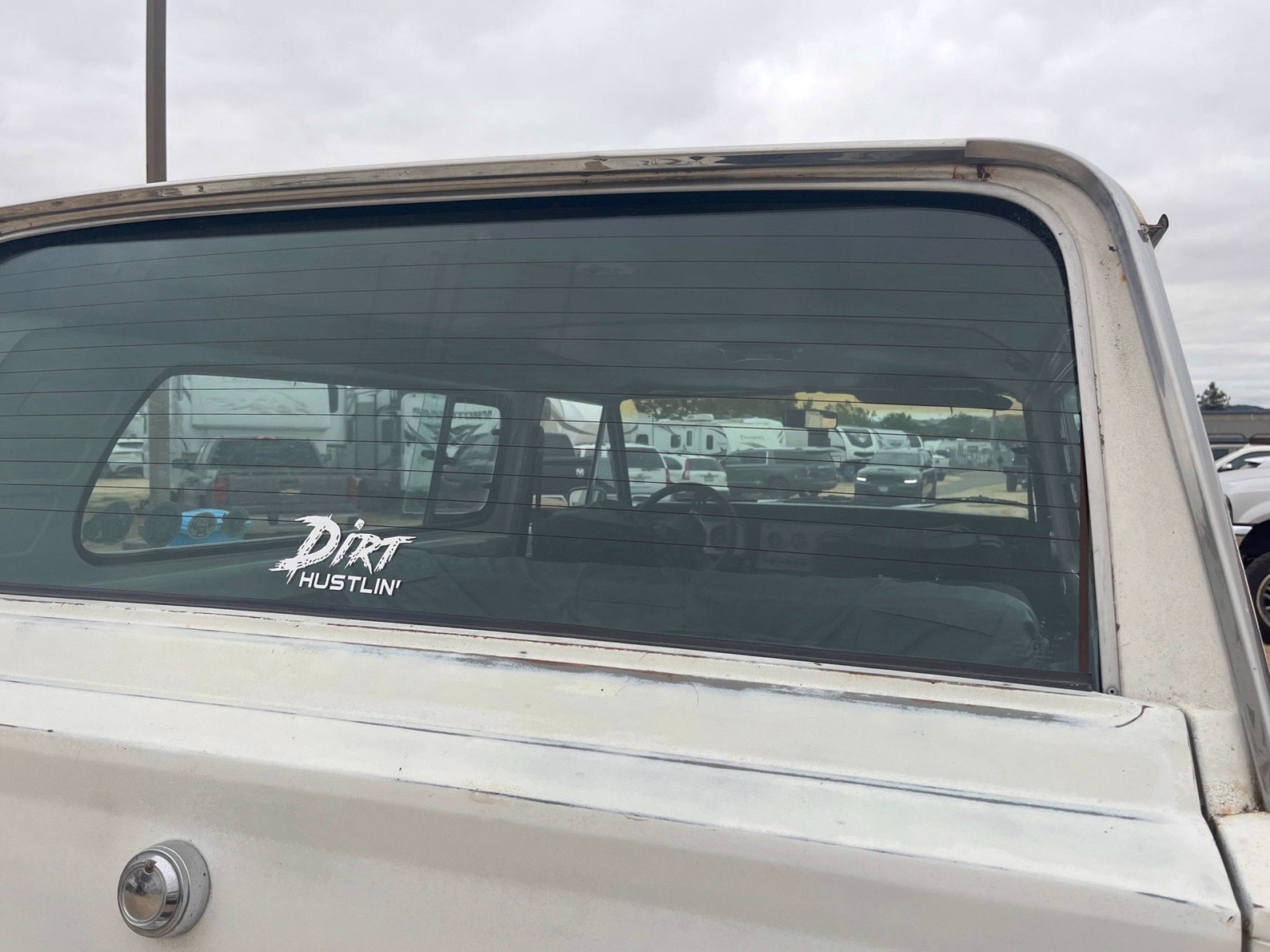 Dirt Hustlin' Logo Decal - Etsy