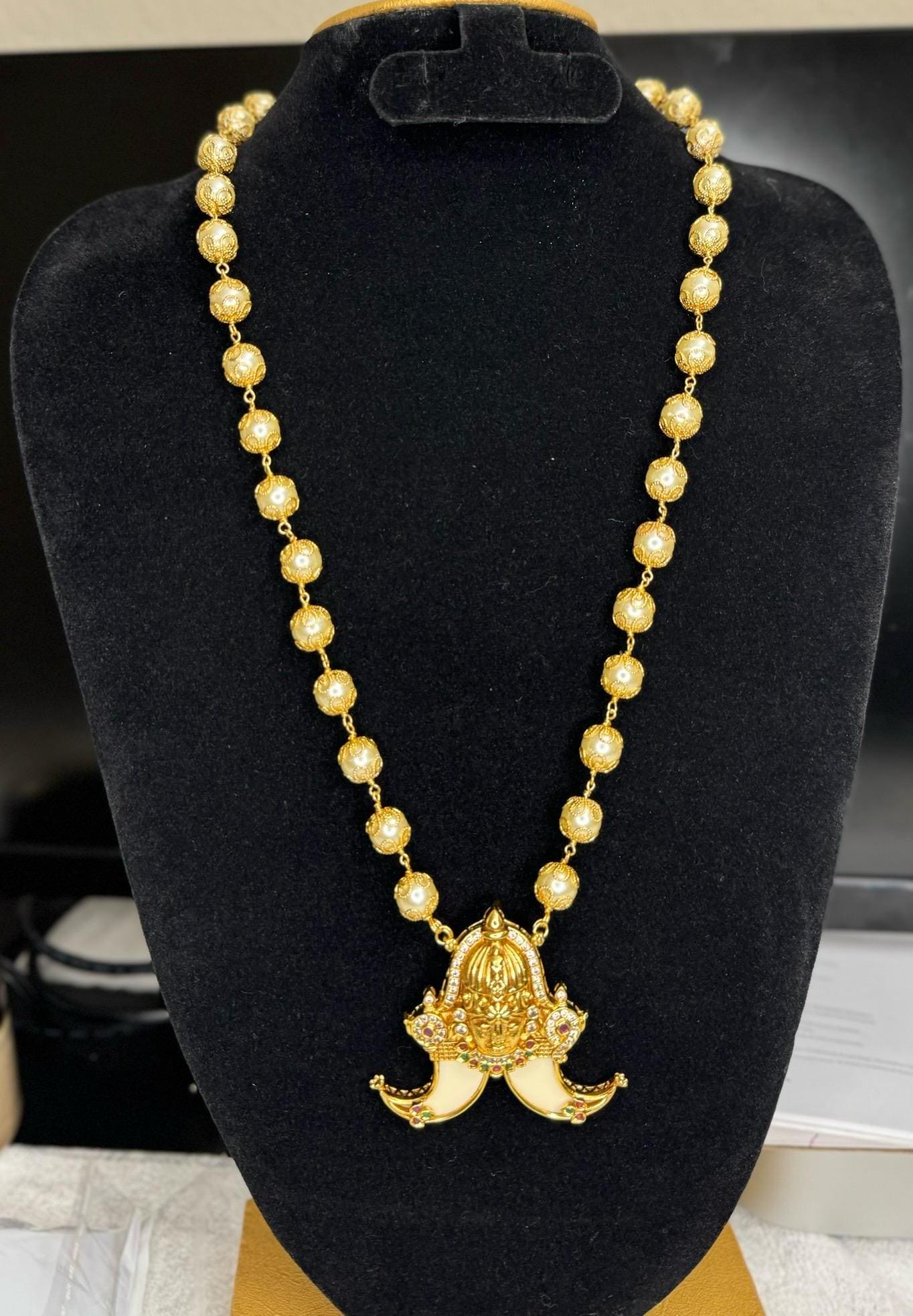 Puli Goru Long Necklace, Pearls, Venkateshwara, Narasimha Swamy ...