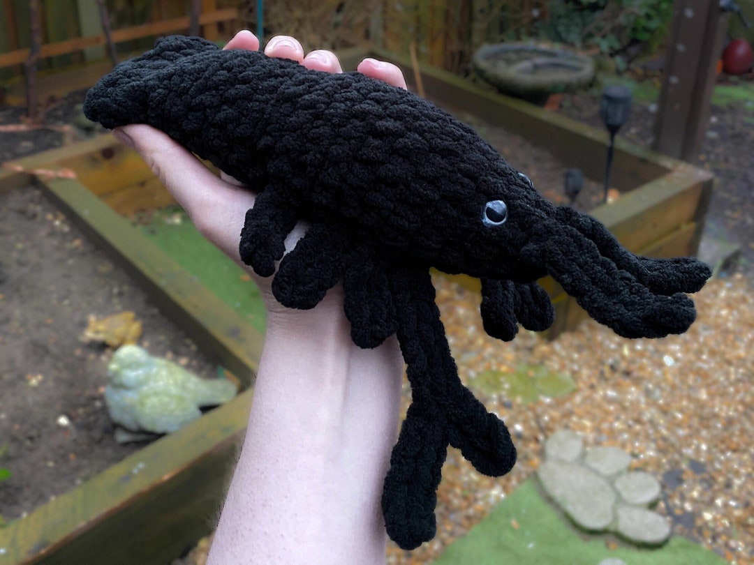 Goth Crochet Lobster Black Plush Plush Amigurumi Desk Pet Sea Creature ...