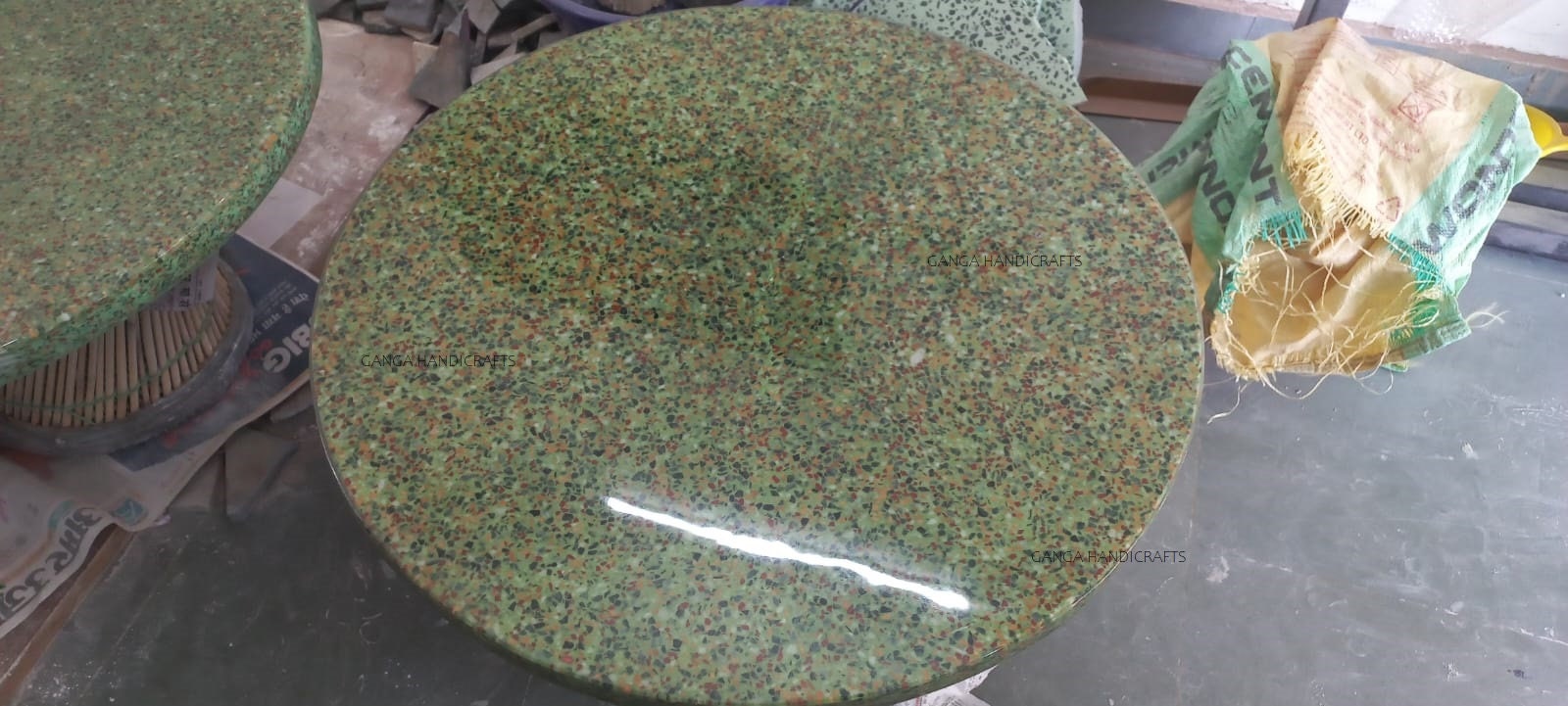 Green Terrazzo Table Top for Restaurants, Gardens, Balcony, Round ...