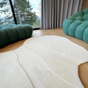 Cream-white Oval Shaped Tufted Rug Wool Handmade Area Carpets for ...