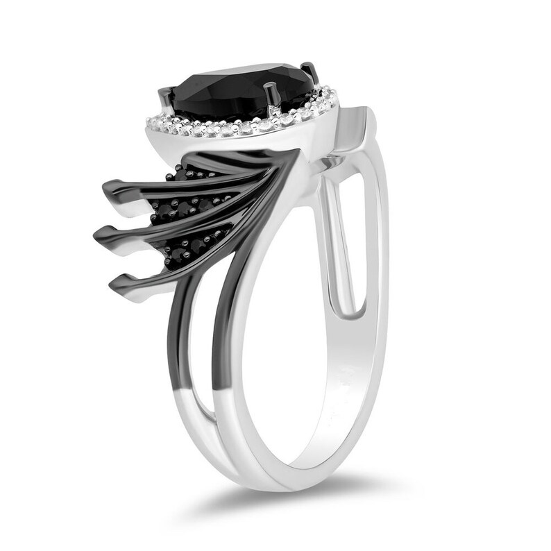 Enchanted Disney Villains Pear-shaped Black Onyx Engagement Ring ...