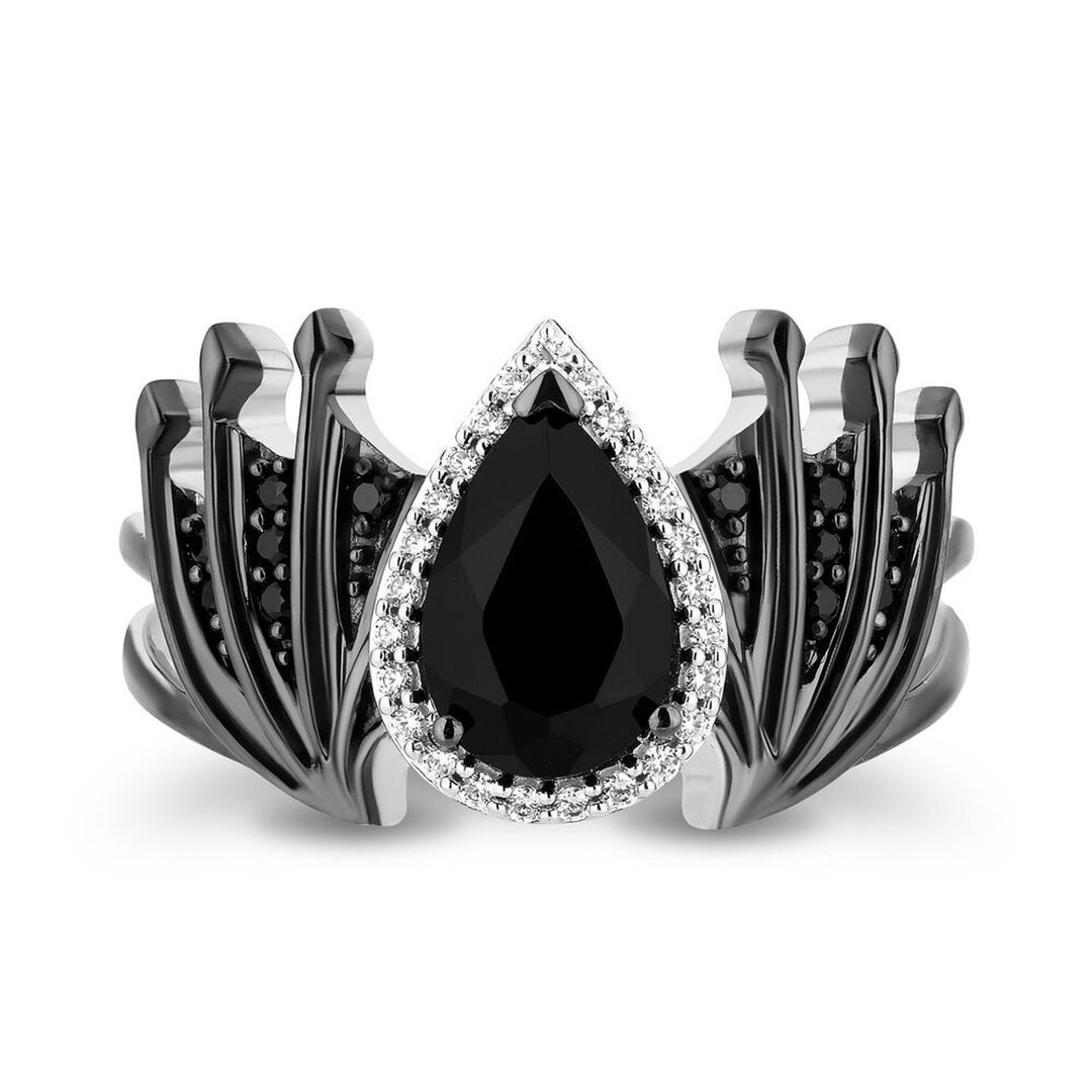 Enchanted Disney Villains Pear-shaped Black Onyx Engagement Ring ...