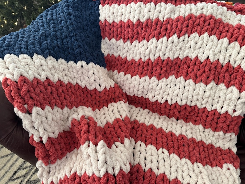 Handmade Chunky Knit American Flag Throw: Chenille Blanket, Patriotic ...