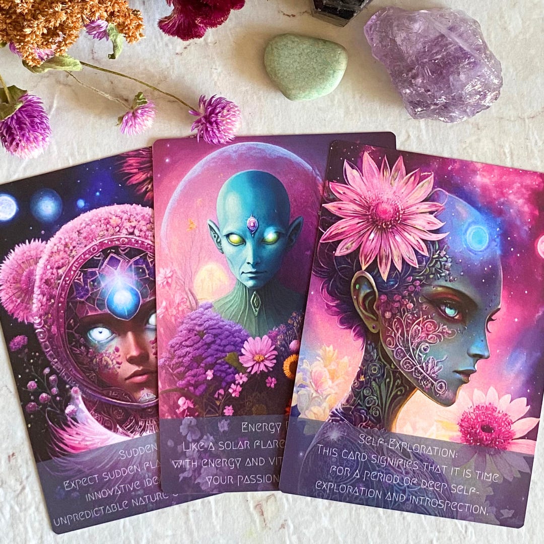 Cosmic Alien Art Oracle Deck | Unique Oracle Cards | Expand Tarot ...