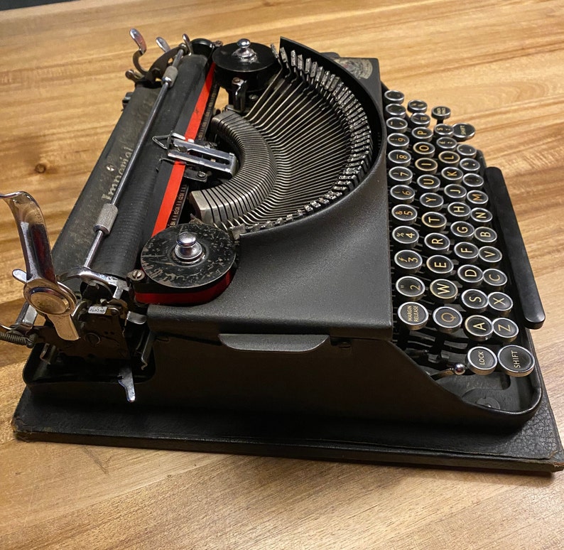Vintage Imperial Good Companion Travel Typewriter 1948 - Etsy