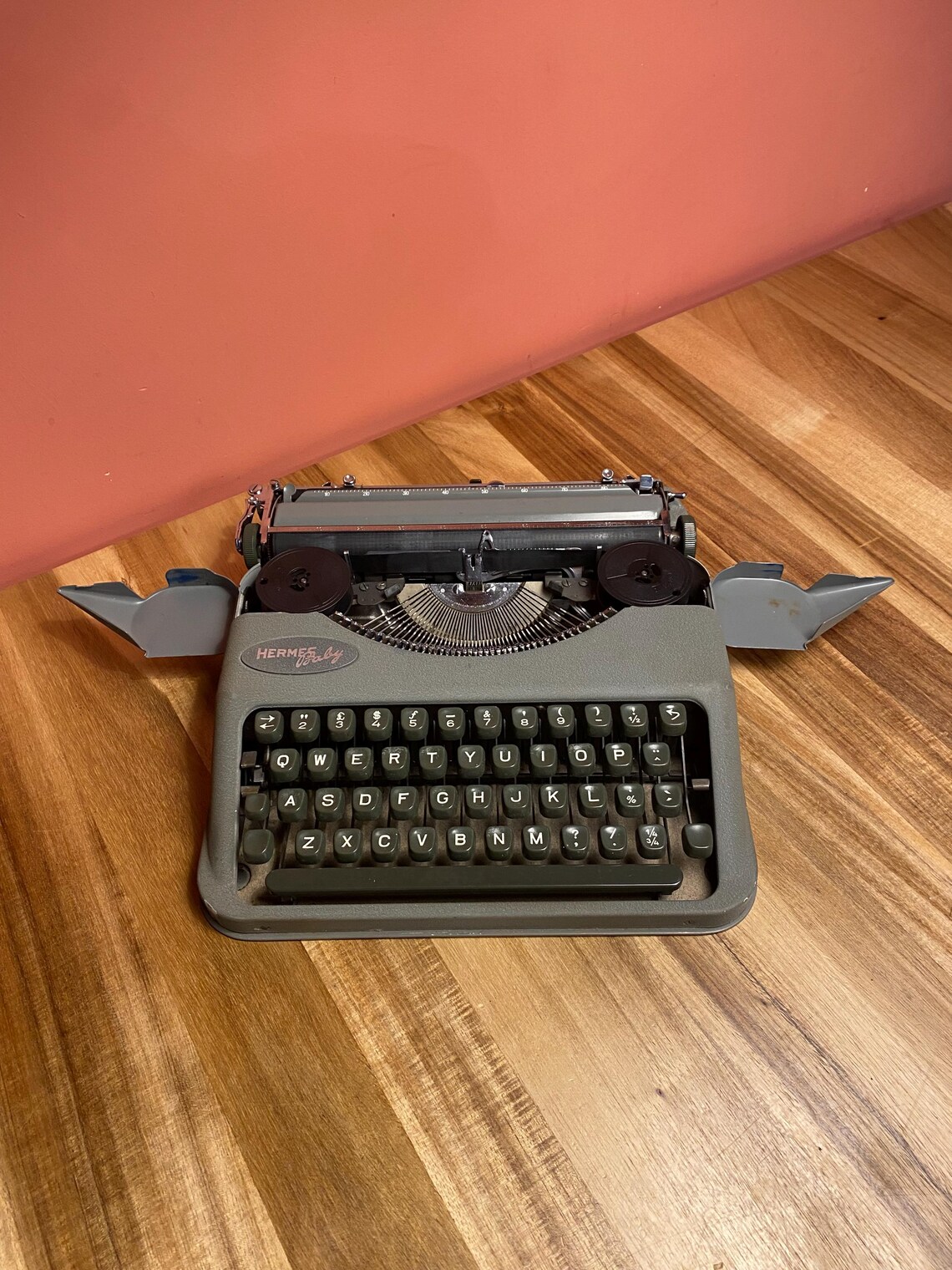 Hermes Baby Rocket Typewriter (1954) – Ultraportable – QWERTY ...