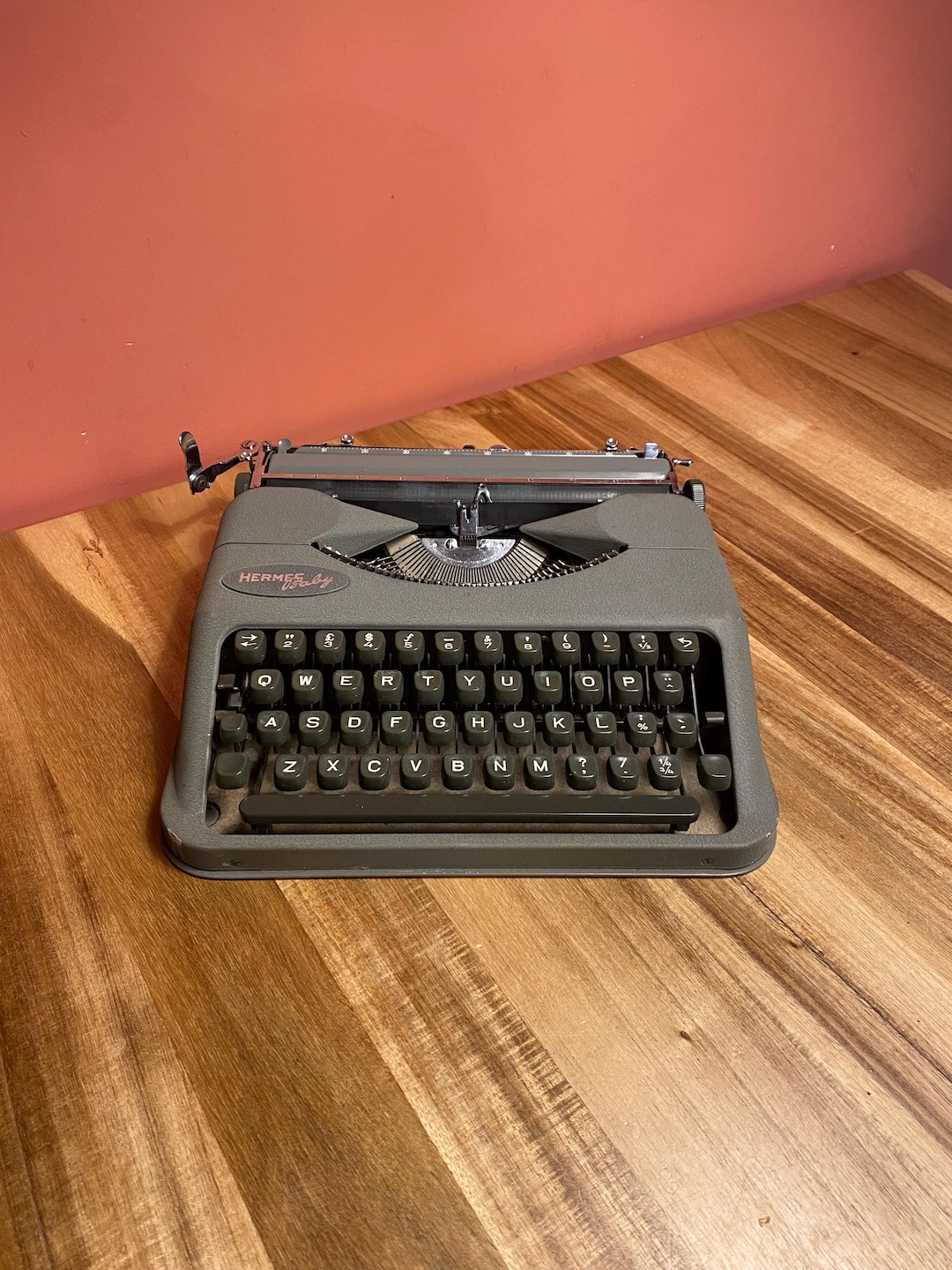 Hermes Baby Rocket Typewriter (1954) – Ultraportable – QWERTY ...