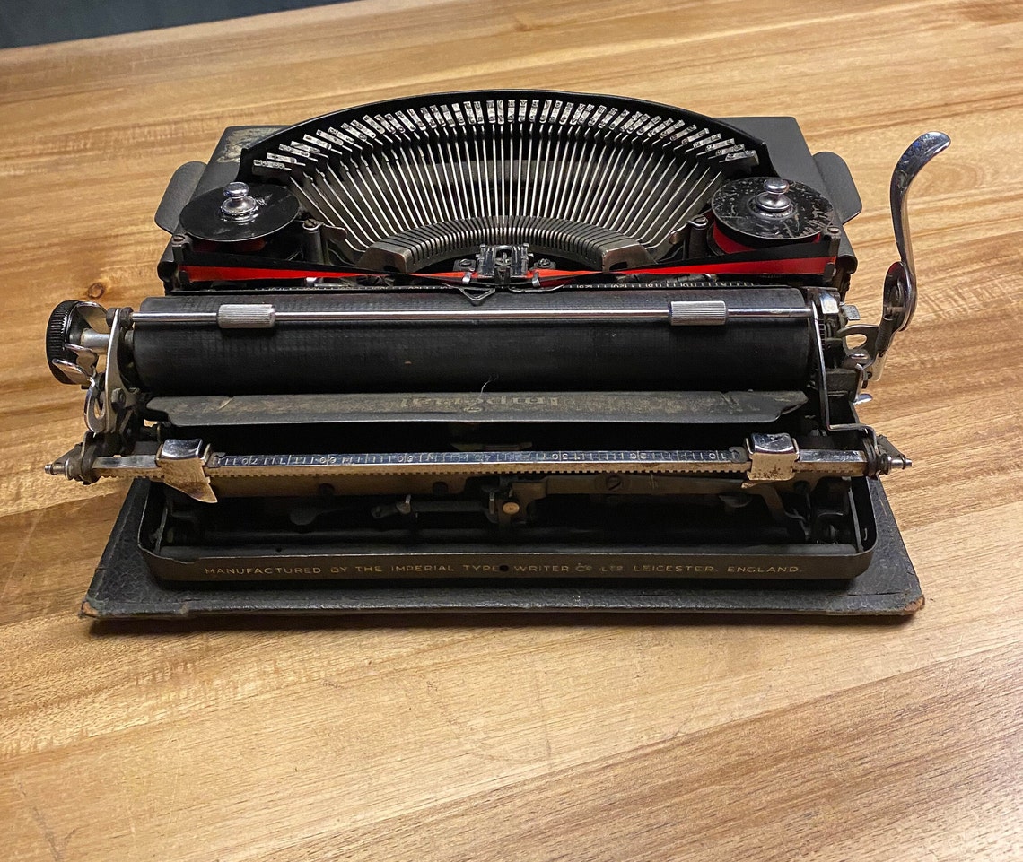 Vintage Imperial Good Companion Travel Typewriter 1948 - Etsy