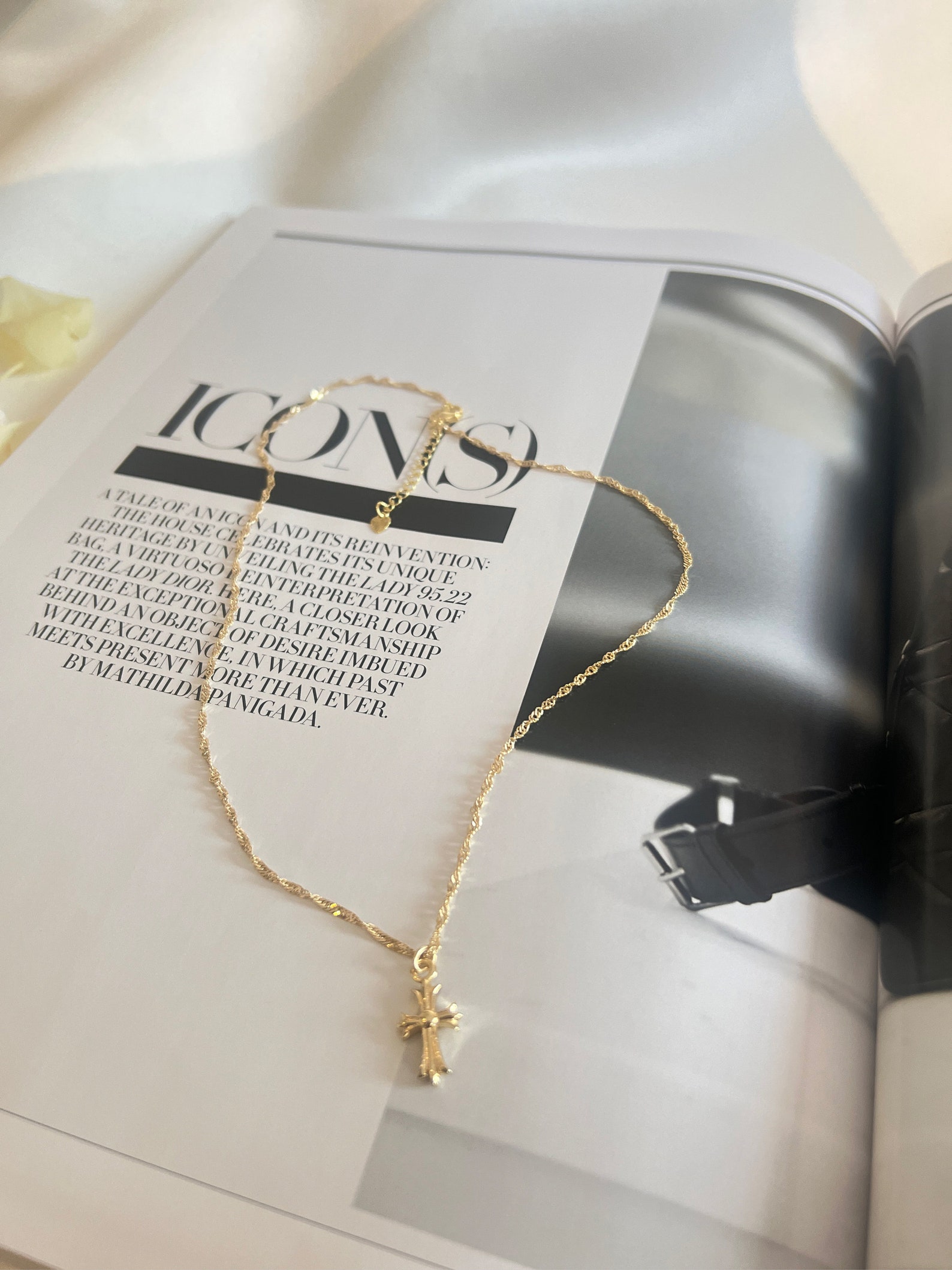 14K Gold Wave Pattern Cross Necklace | Reversible Double-sided Wear - Etsy