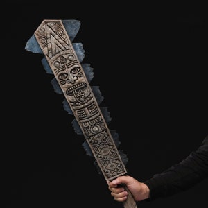 Ahkuhnah Ocelotl Macahuitl Aztec Warrior Soldier Battle Mace Sword War ...