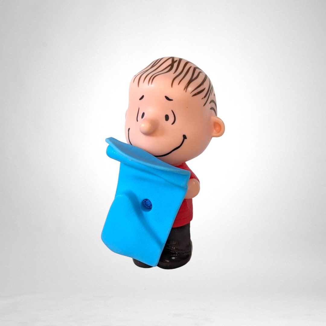 Mcdonald's 2015 Peanuts Movie Happy Meal Linus Pull String Blue Blanket ...