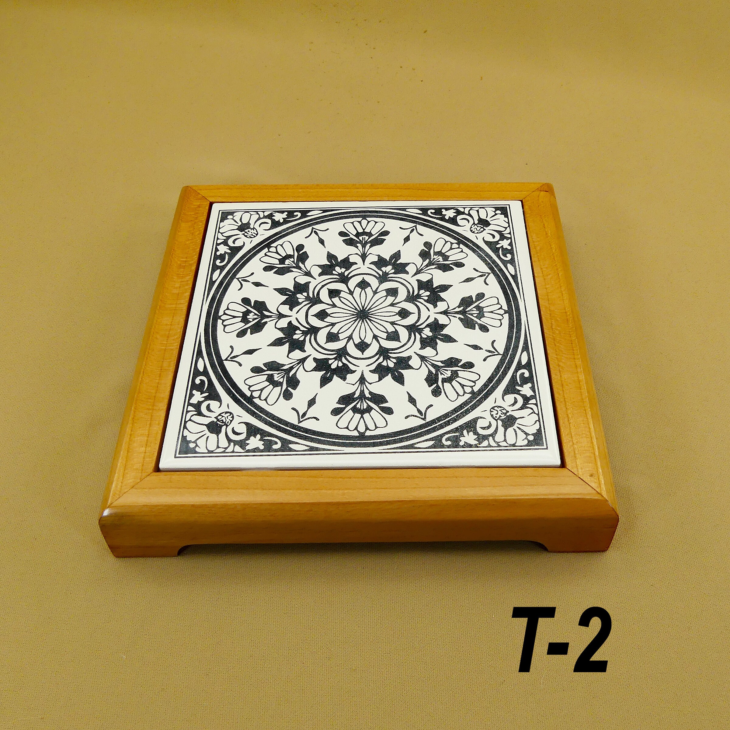 Assorted Tile & Wood Decorative Trivets - Etsy