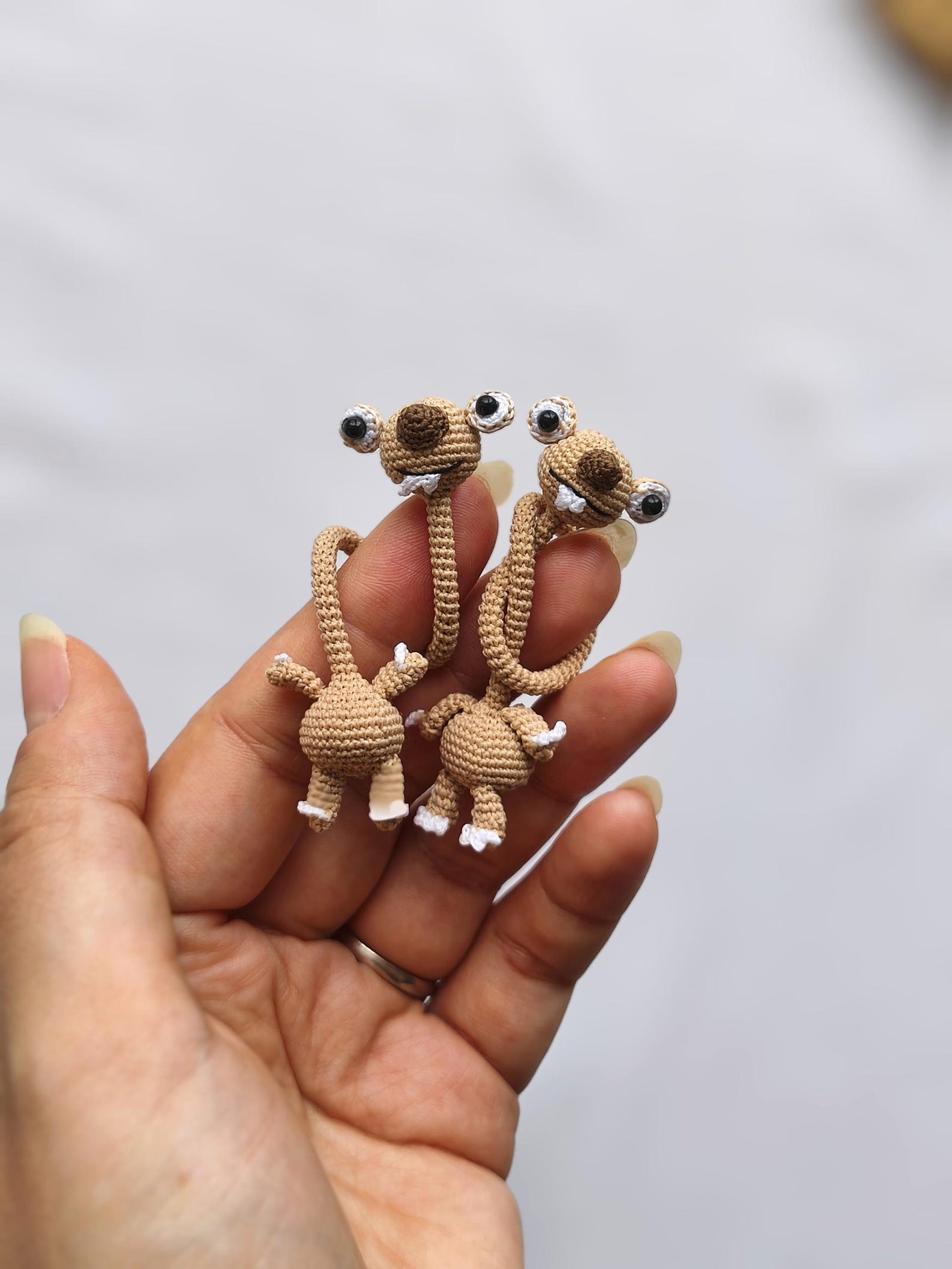 Crochet Long-necked Sid Charm – Ice Age Inspired Amigurumi Sid (13 Cm ...