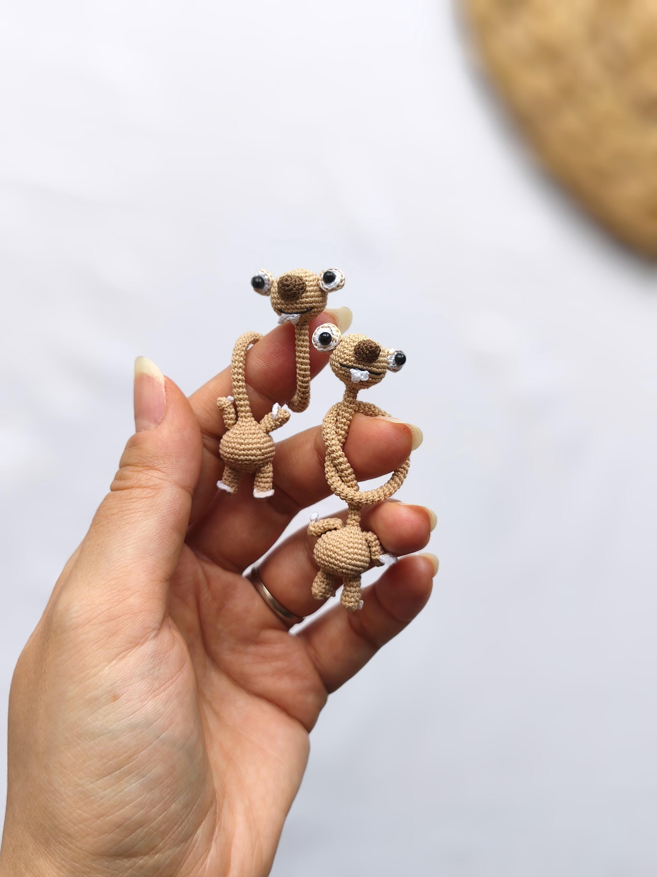 Crochet Long-necked Sid Charm – Ice Age Inspired Amigurumi Sid (13 Cm ...