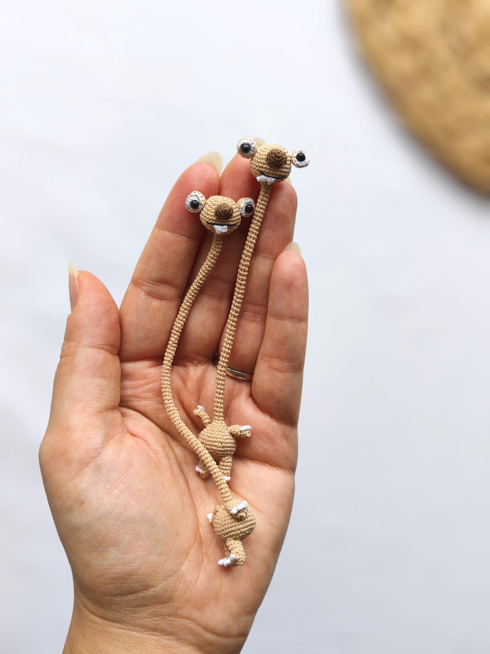 Crochet Long-necked Sid Charm – Ice Age Inspired Amigurumi Sid (13 Cm ...