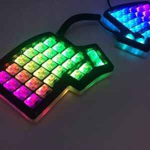 Iris Essential Model 1 Split Ergonomic Keyboard - Etsy