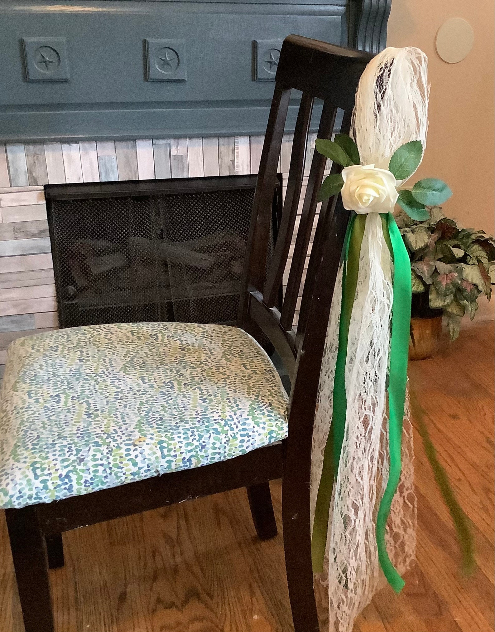 Set of 2 Lace Pews Bows With Satin Ribbon Streamers and Rose..you Pick ...