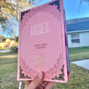 Bibles, Religious Gifts,pink Bible , Personalized Bibles, Gift Bible ...