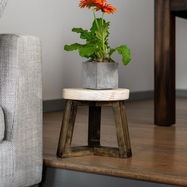 Rustic Plant Stand - Etsy