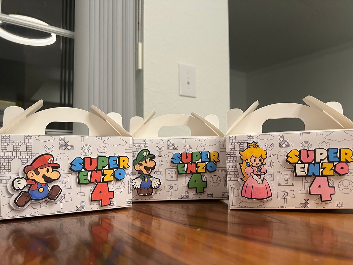 Súper Mario and Friends Favor Box/ Goodie Bags/ Mario, Luigi and Peach ...