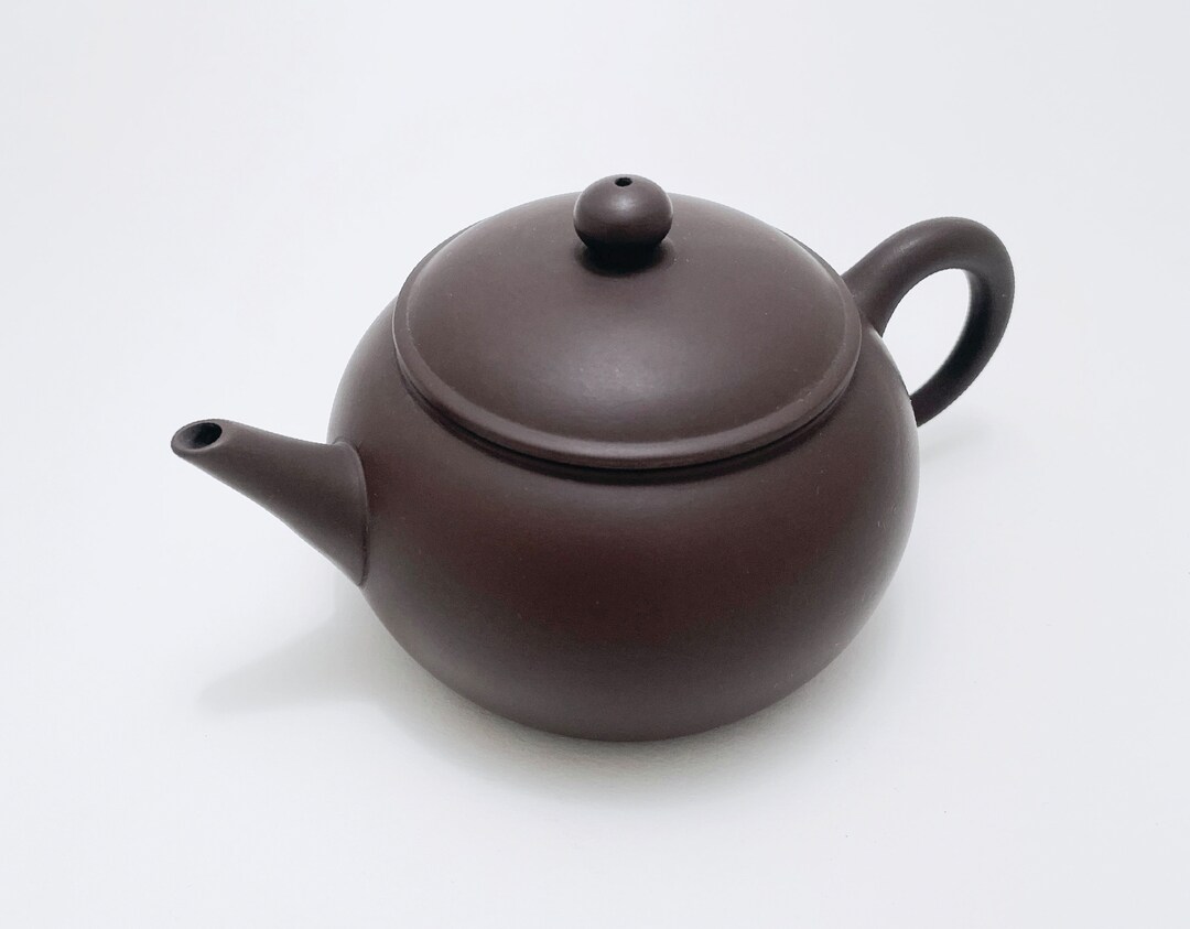 Dark Brown Clay Kung Fu Teapot From Taiwan by Master Atushi 阿土師 - Etsy