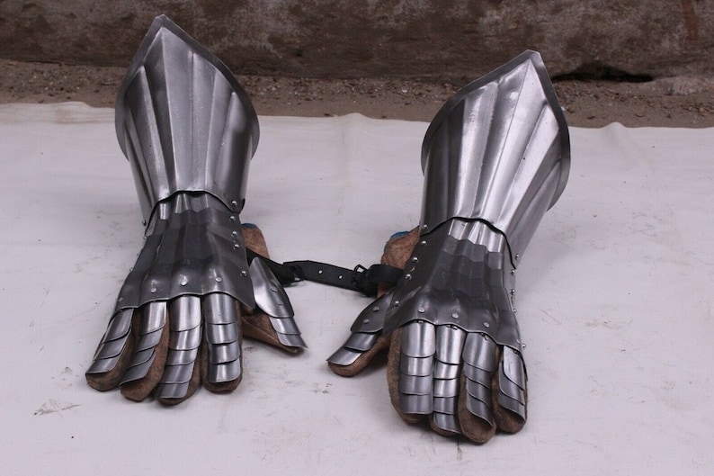 Handmade 18 Gauge Steel Medieval Knight Style Warrior Functional Gothic ...