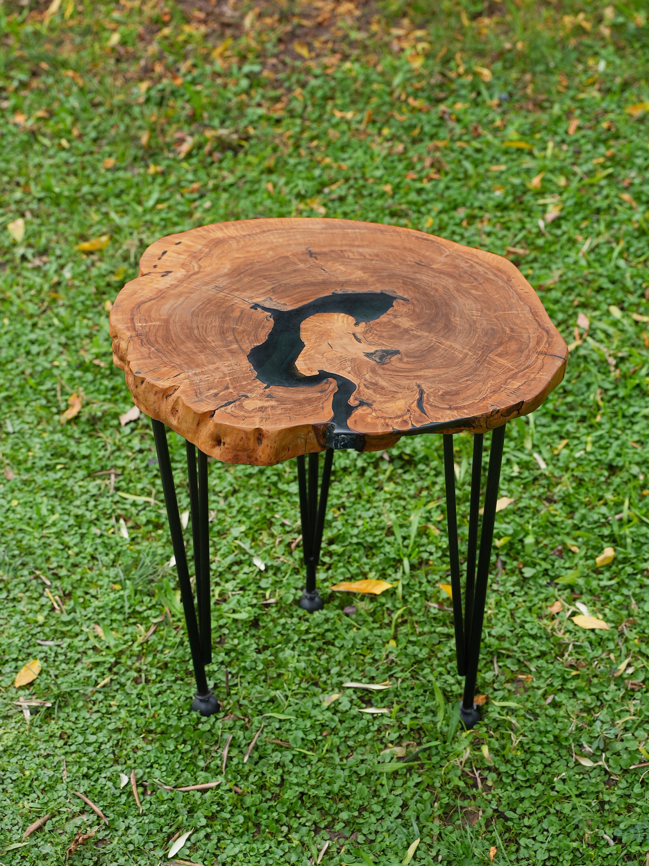 Olive Wood Round Coffee Table With Blue Epoxy Detailed, Live Edge River ...