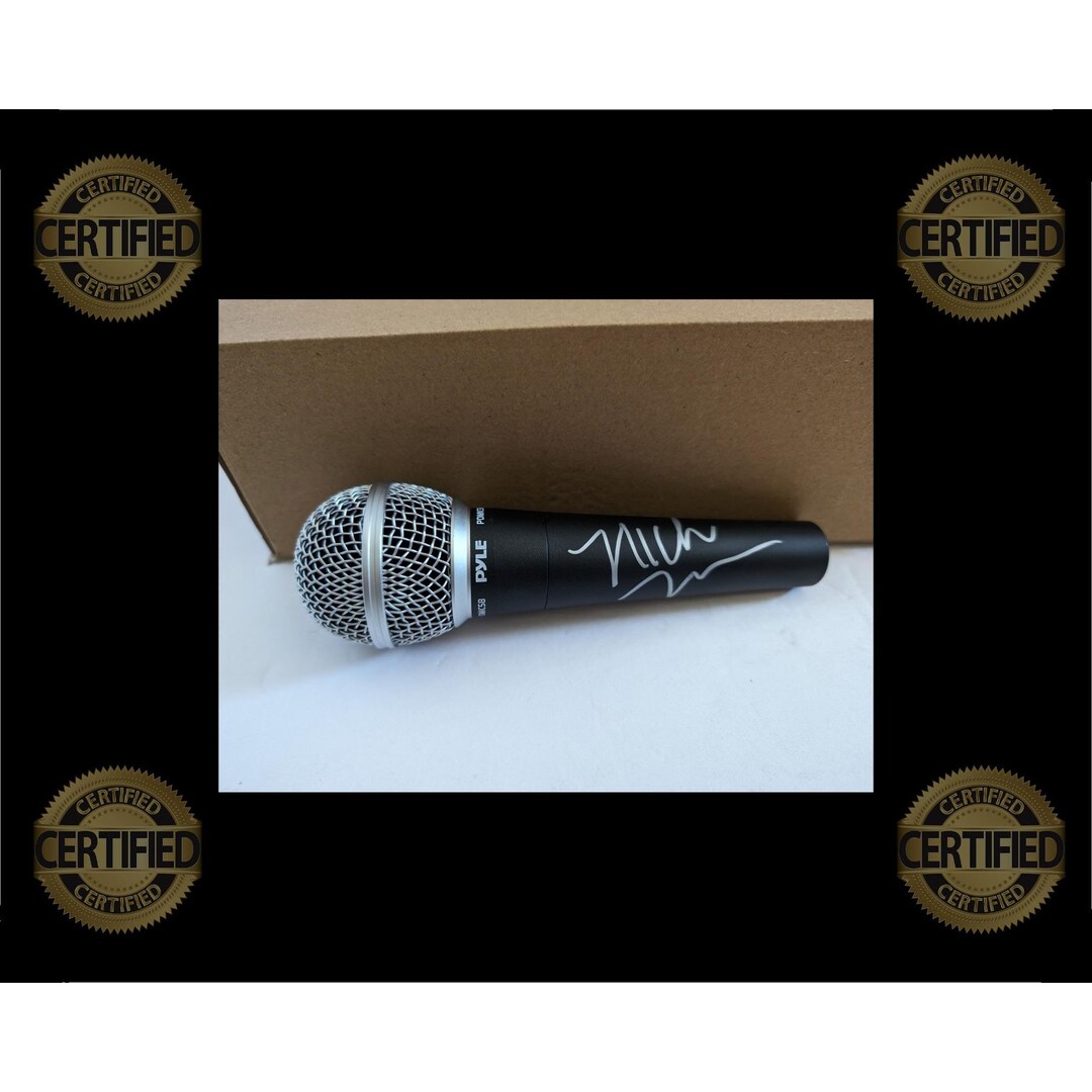 Onika Tanya Maraj-petty 'nicki Minaj' Microphone - Etsy Onika Tanya Maraj-petty 'nicki Minaj' Microphone - Etsy