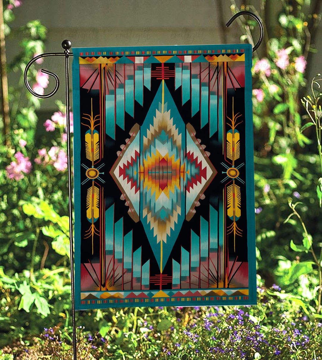 Retro Native American Tribal Flag, Red Indian Moonlight Garden Flag ...