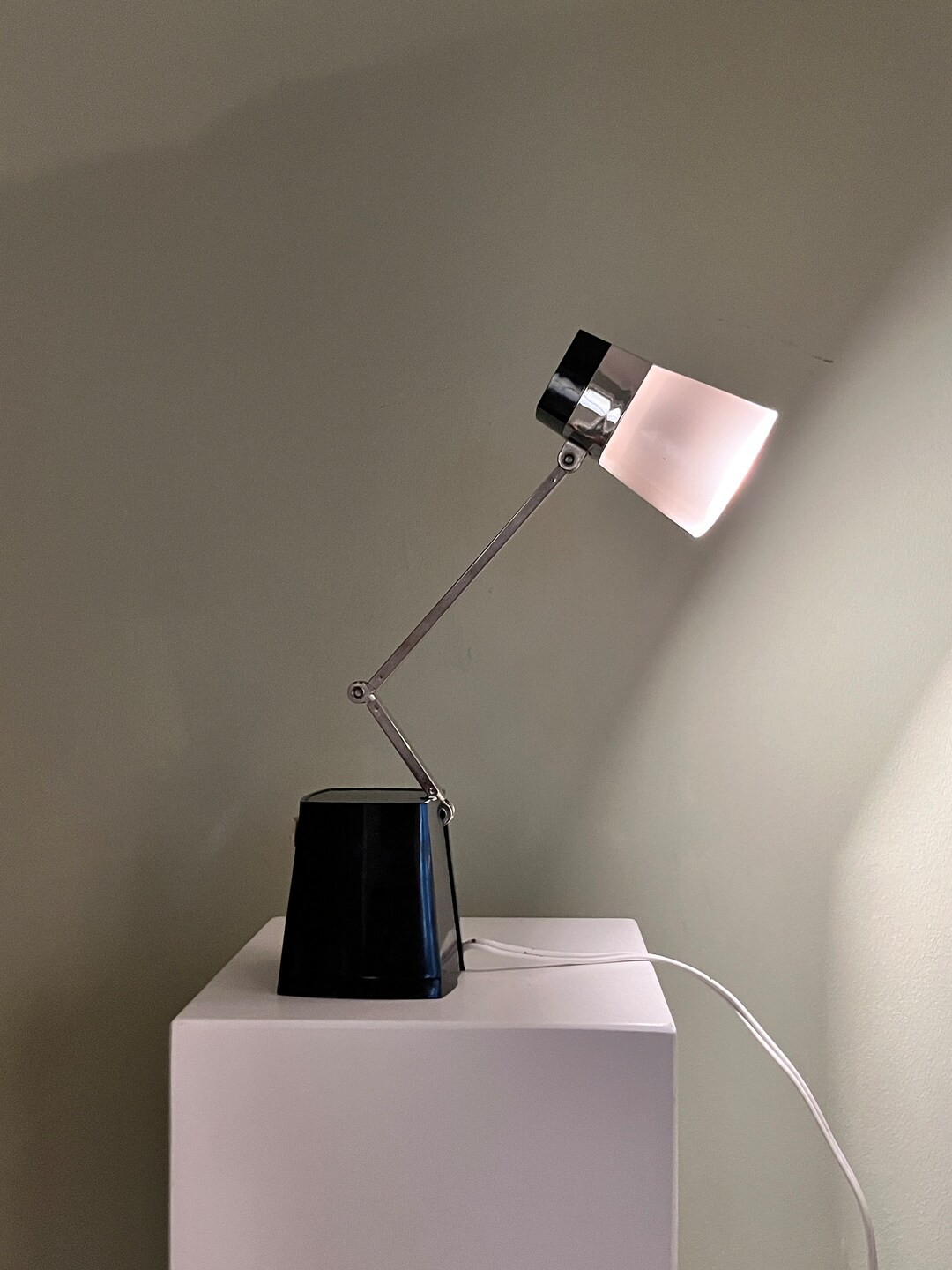Table Lamp Design Tada Kiko for Taki Light, Model iris Tl-84 Japan Lamp ...