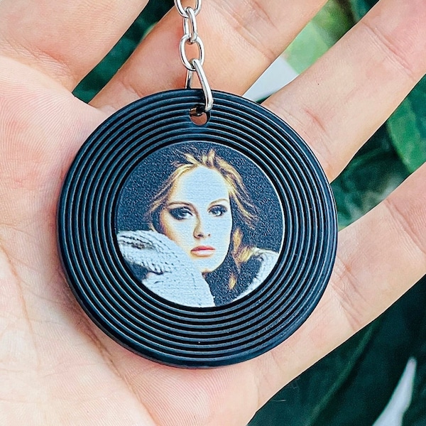 Personalized Vinyl Record Keychain - Etsy