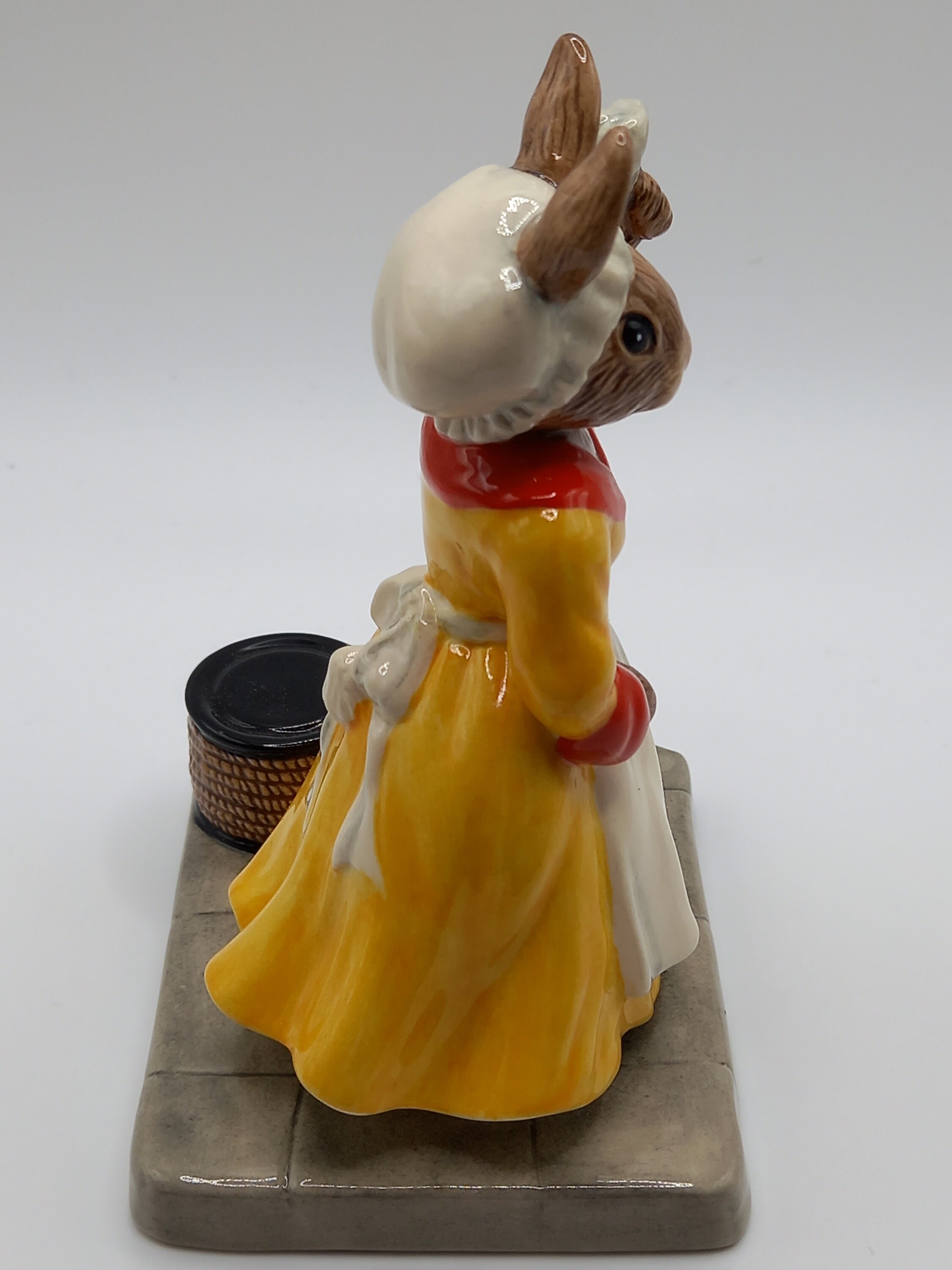 CAPTAINS WIFE Bunnykins Royal Doulton the Shipmates Collection - Etsy