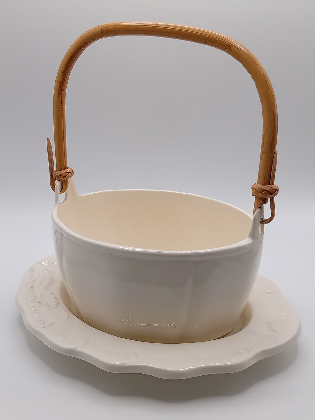 Leedsware Classical Creamware Preseve Pot With Plate and Bamboo Handle ...