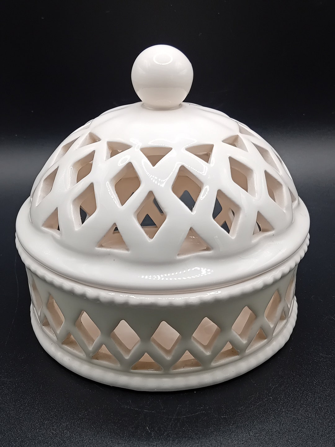 Hartley.green & Co Leeds Pottery Creamware Trinket Dish With Lid. - Etsy UK