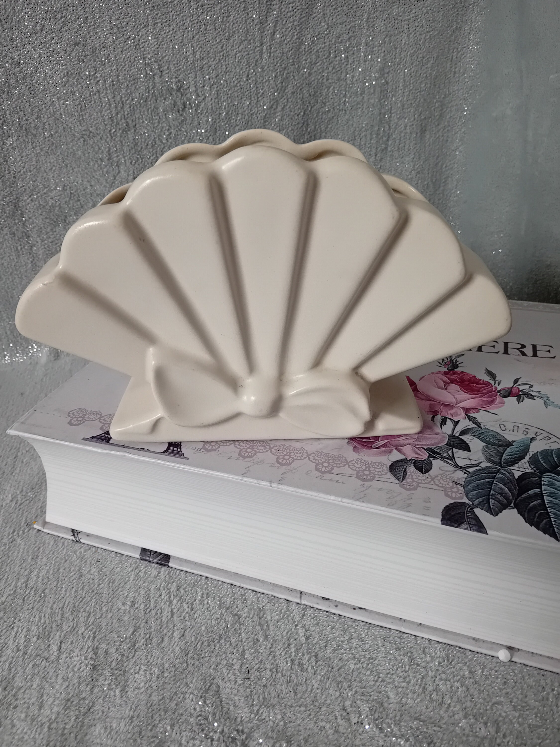 Vintage Arthur Wood Fan Shaped Mantle Vase - Etsy