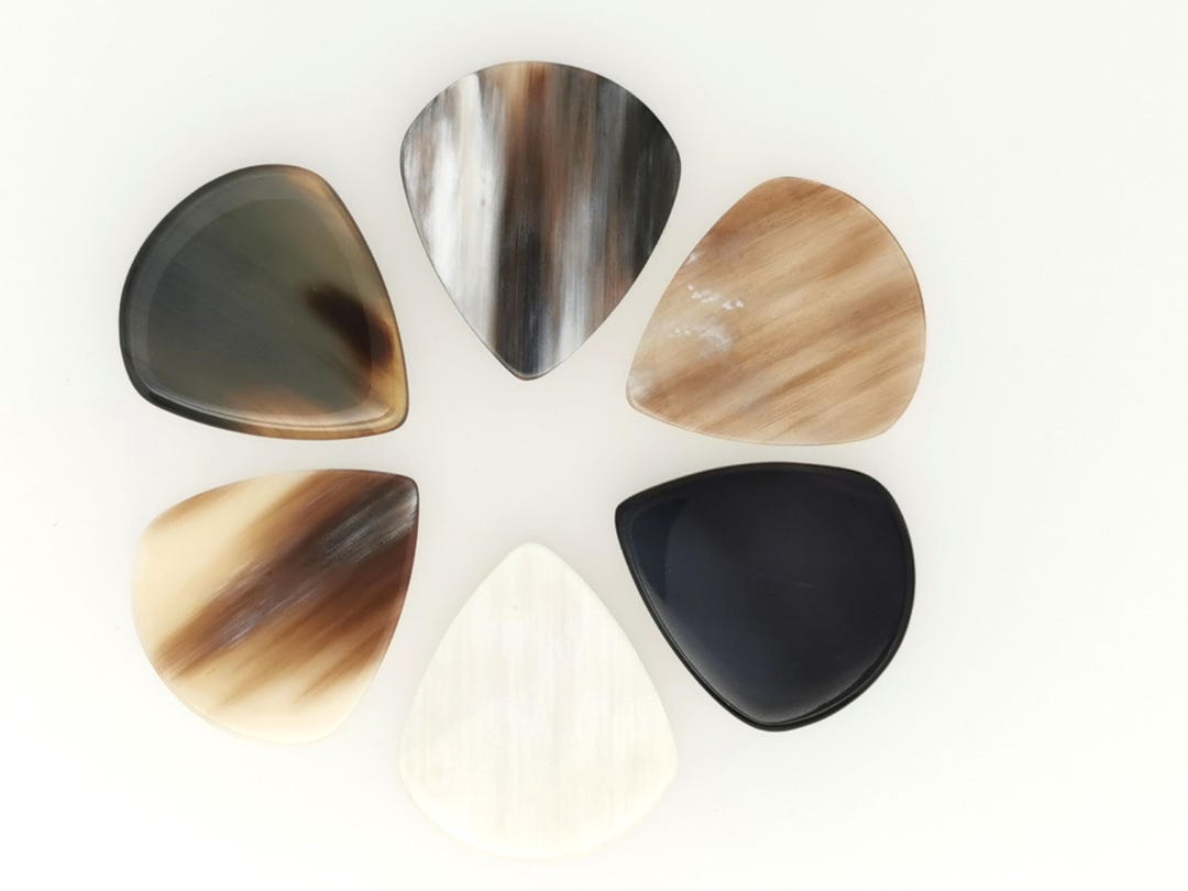 Jazz Horn Pick 23 X 25 Mm Thohr Plectrums - Etsy