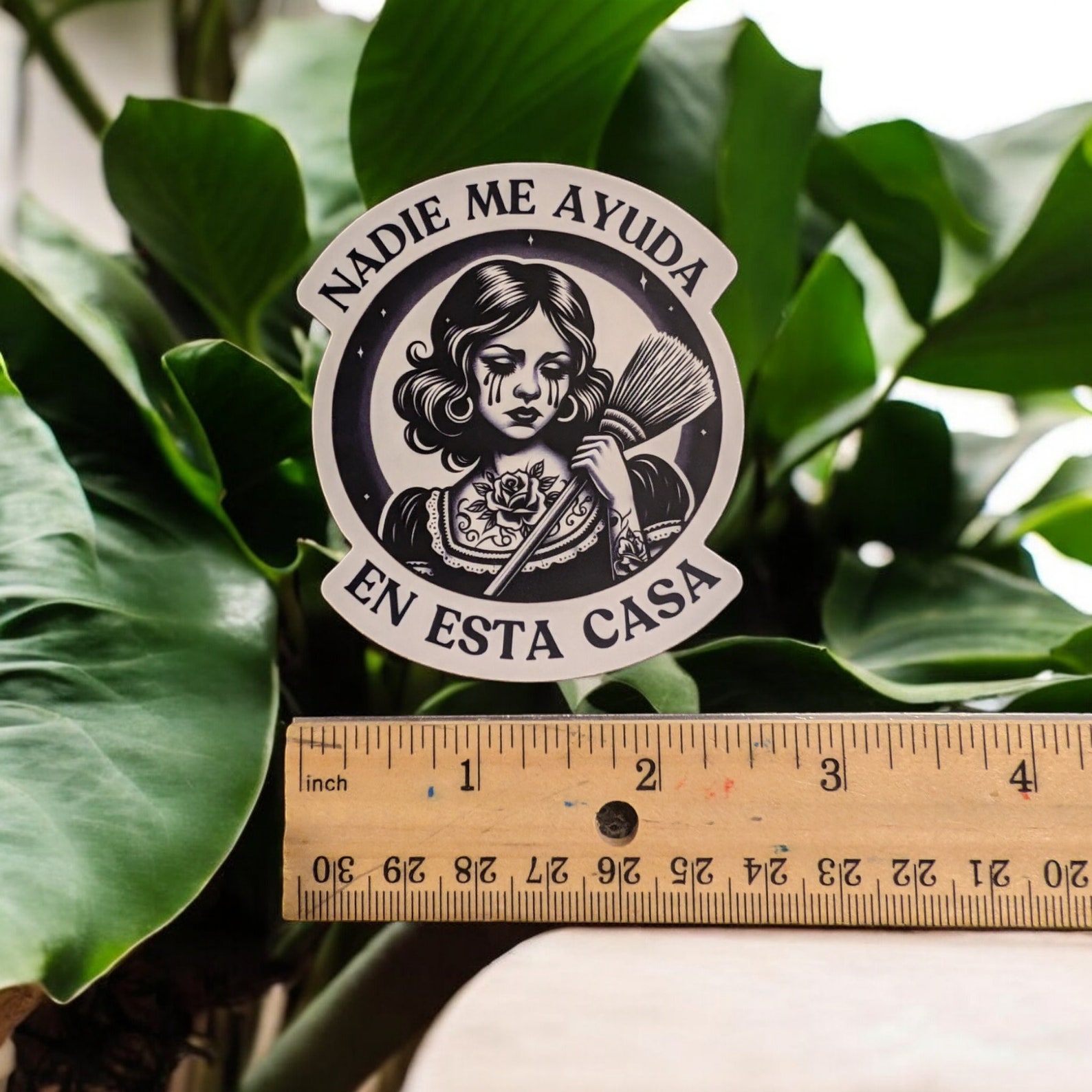 Latina Mom Sticker, Nadie Me Ayuda - Clear Edge, Unhinged Chicana ...