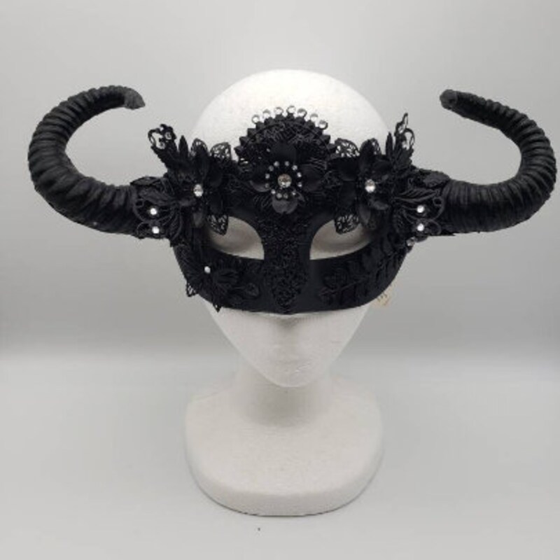 Lace Mask - Etsy
