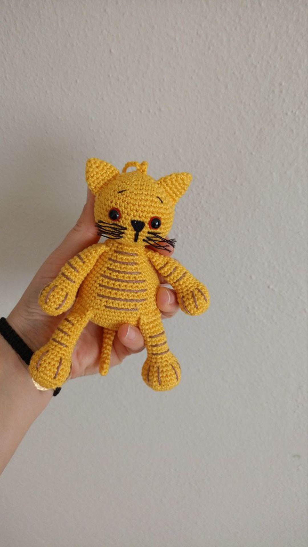 Handmade Knitted Cat Keychain, Cute Amigurumi Cat Keychain, Amigurumi ...