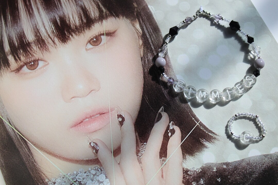 Stylish LE SSERAFIM Bracelet and Ring Bundle - Etsy