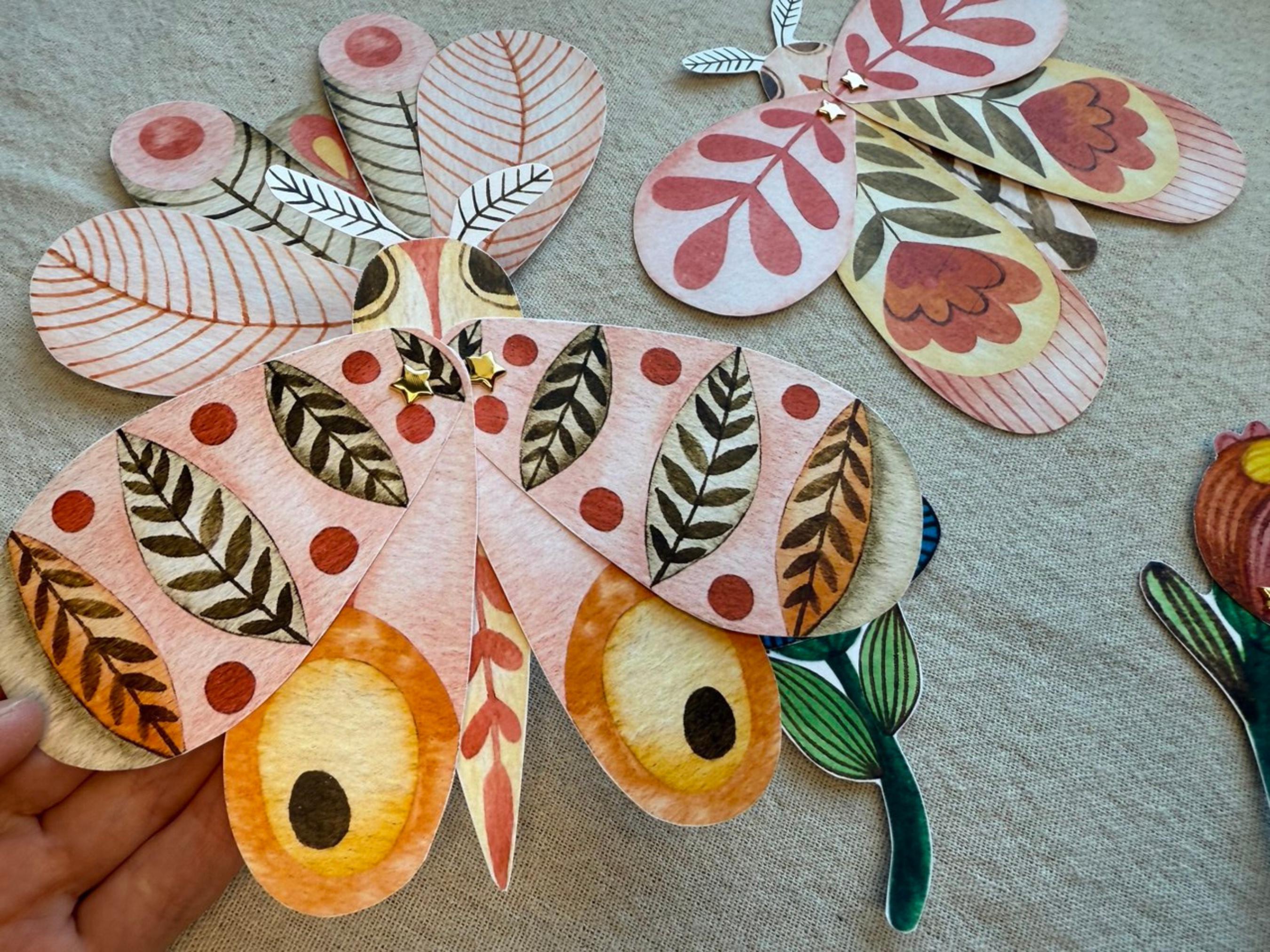 Articulated Moths Paper Dolls, Movable Butterfly Paper Doll, Play Craft ...