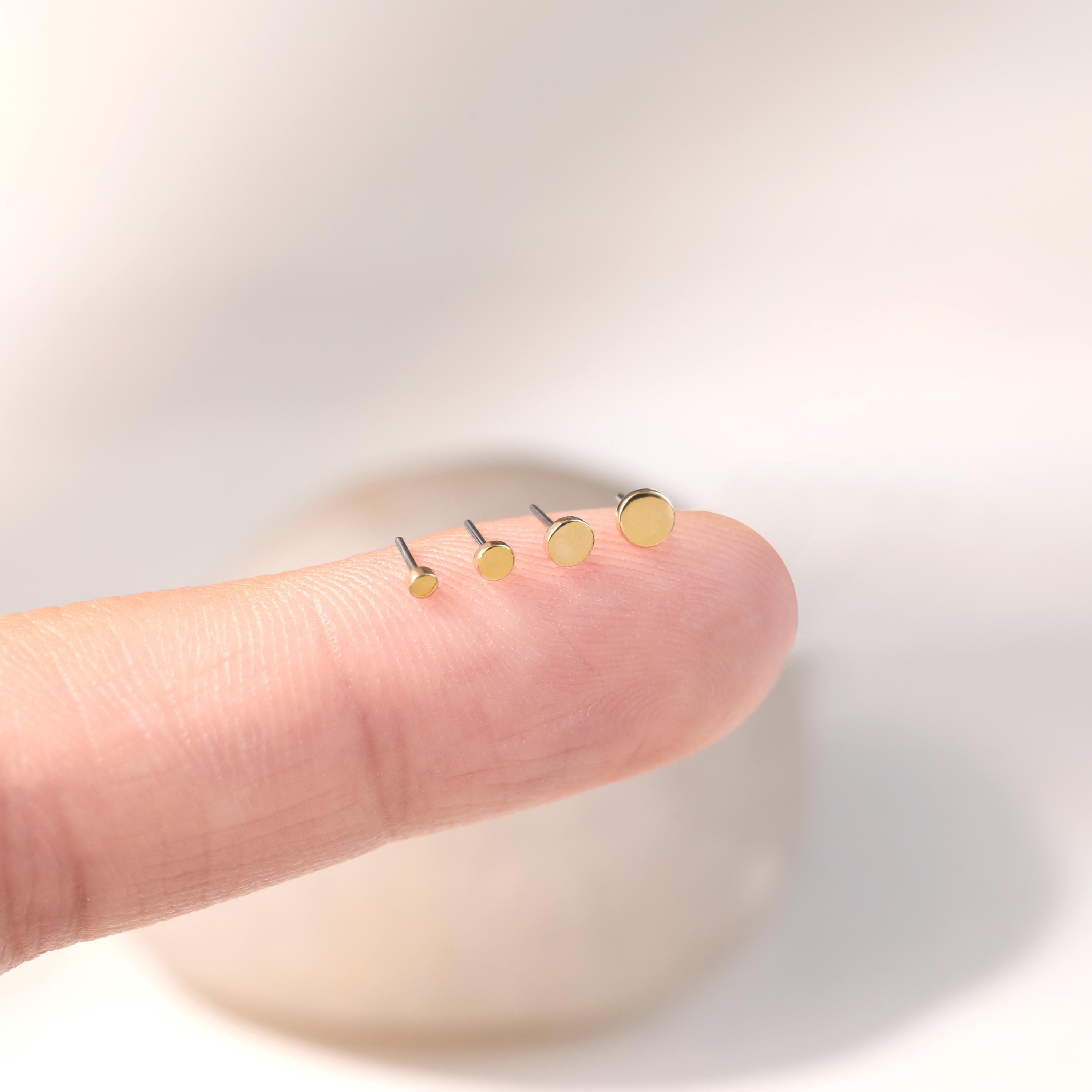14K Solid Gold Tiny Disc Helix Tragus Threadless Push Pin Earring, Gold ...