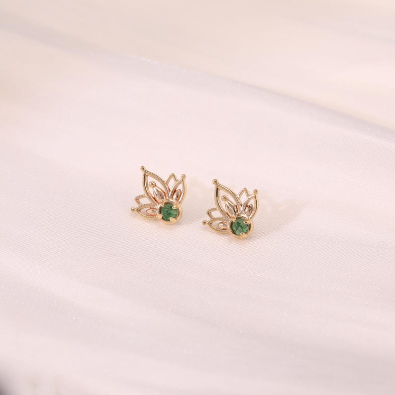 14K Solid Gold Moss Agate Flack Back Earring, Gold Fish Shaped Helix ...