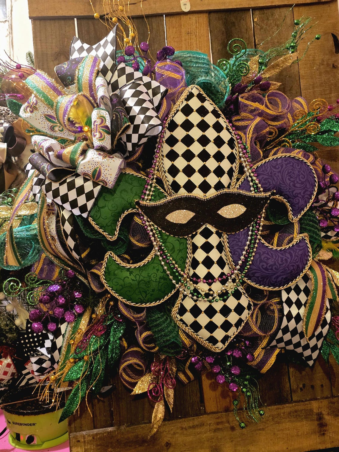 Mardi Gras Masquerade Wreath With Harlequin Mask, Feathers, Ribbons ...