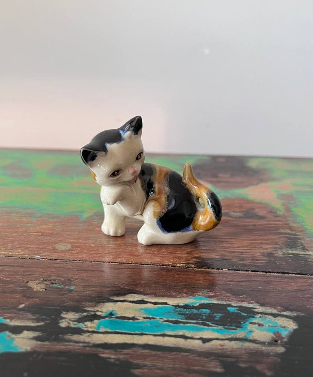 Vintage Porcelain Calico Cat Figurine With Paw Up - Etsy