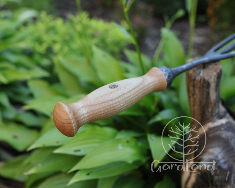 Hand Garden Cultivator Hand Forged Garden Tool Hand Rake Garden ...