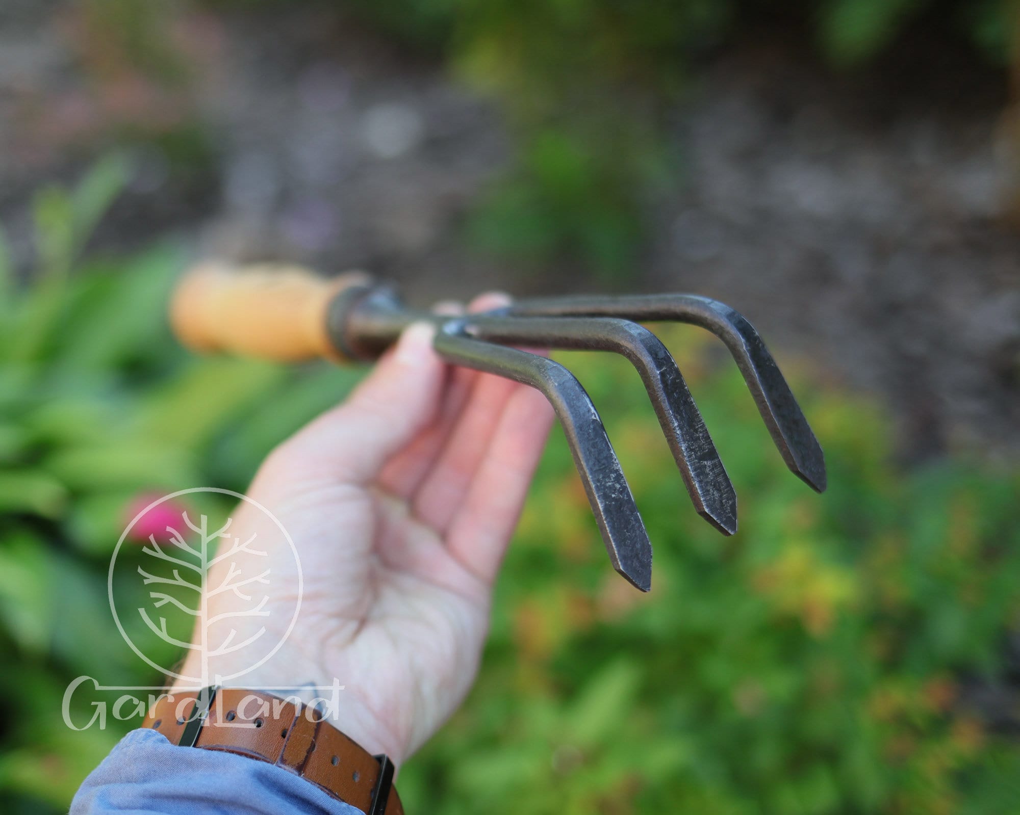 Hand Garden Cultivator Hand Forged Garden Tool Hand Rake Garden ...